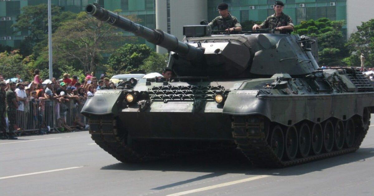 ВСУ используют для танков снаряды HESH-T из Бельгии – их характеристики ...